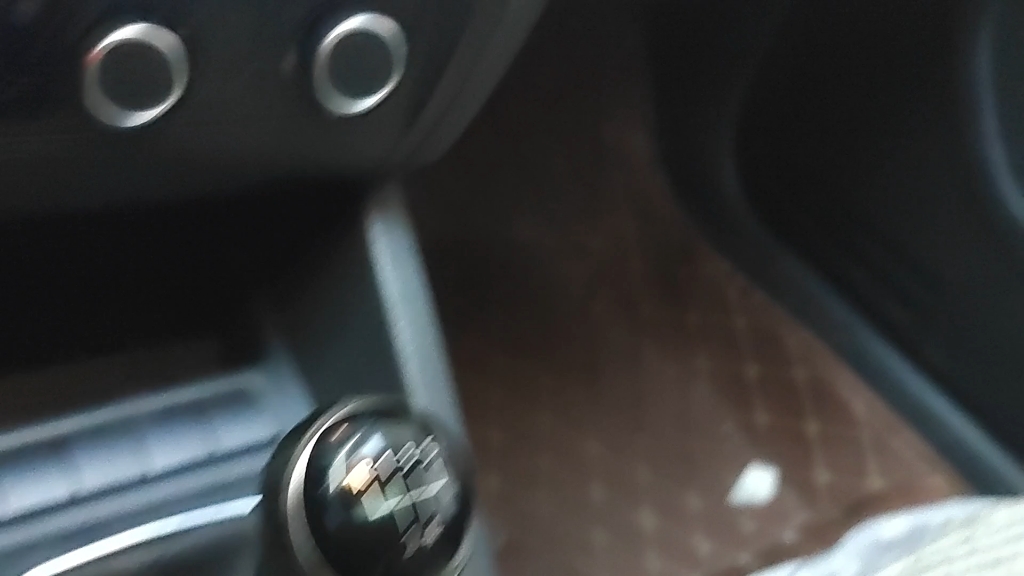 更换大众速腾伺服电机