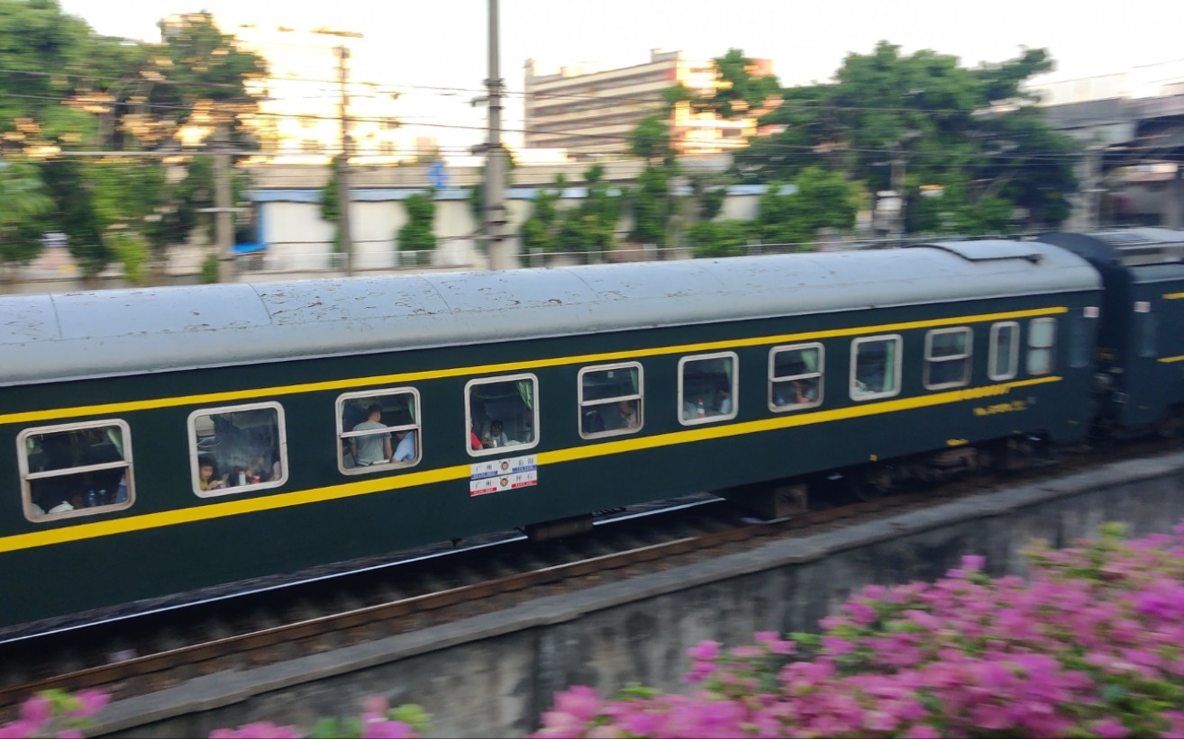 ...3D&郑广直特&京广路霸收录 京广线下午的列车 德康路人行天桥拍车