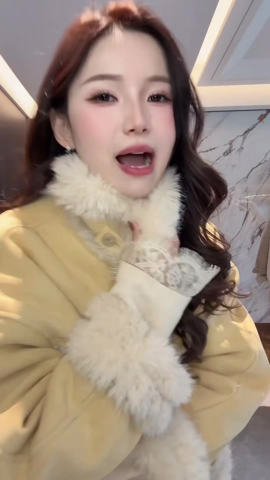 #外套穿搭 #韩系穿搭 #皮草穿搭 #羊羔毛外套 #冬季搭配