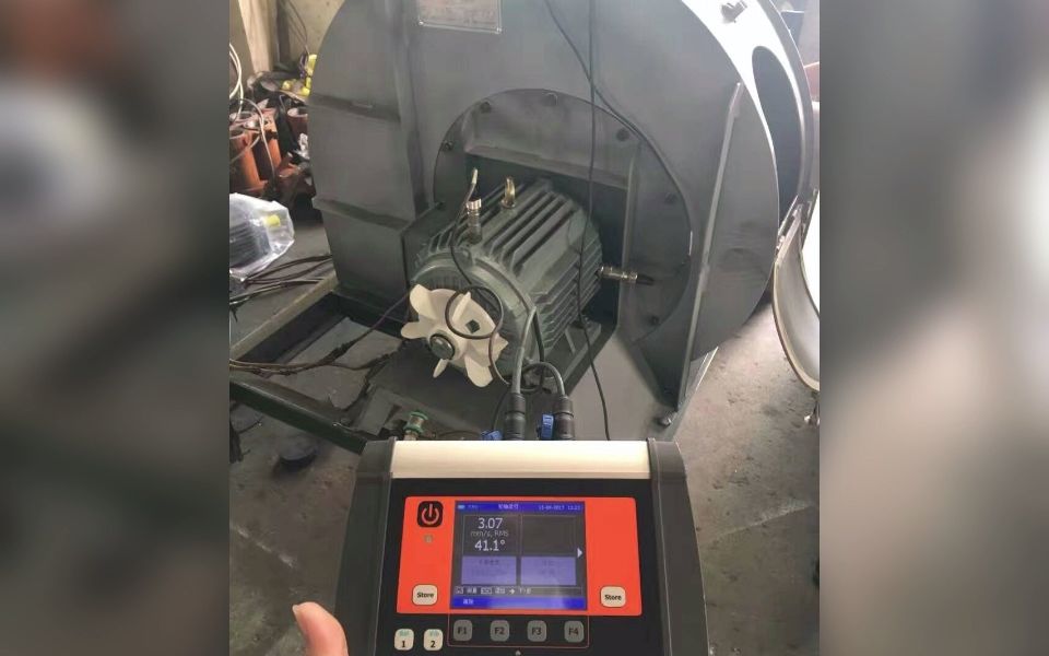 风机叶轮动平衡校正视频