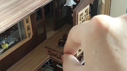 复古房屋模型制作,所有精细部件都是粘贴备料加工后放入模型内,实际...