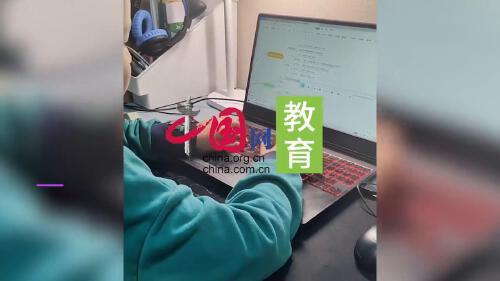 3年级儿子总结第六单元知识, 用电脑做思维导图, 熟练打字一气呵成