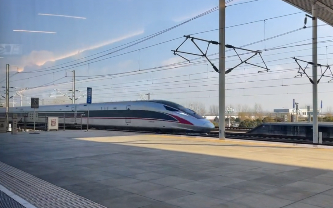 G1974次列车宿州东站开出