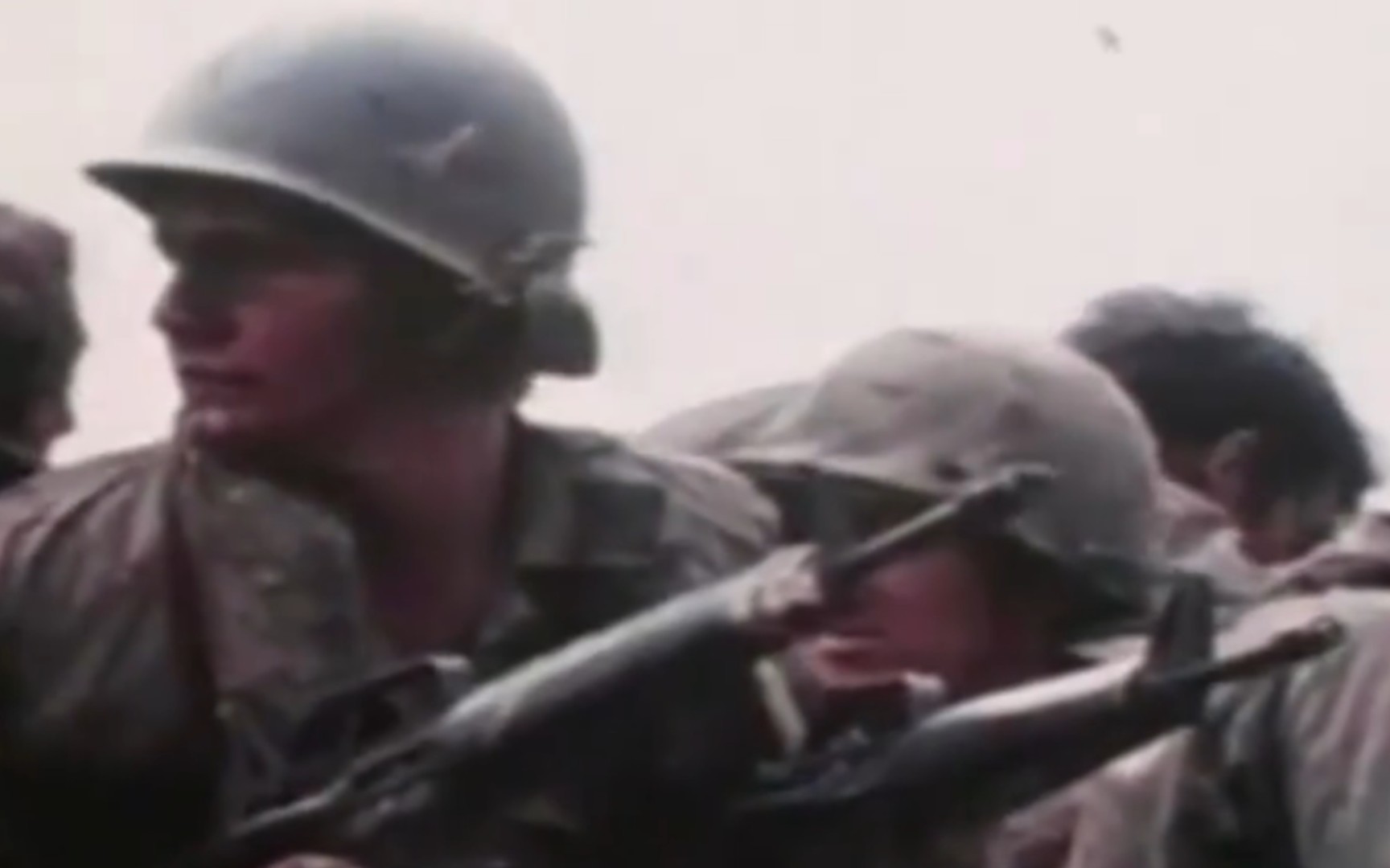 越南战争,北越人民军运用巧妙战术,打得美军不感乱动