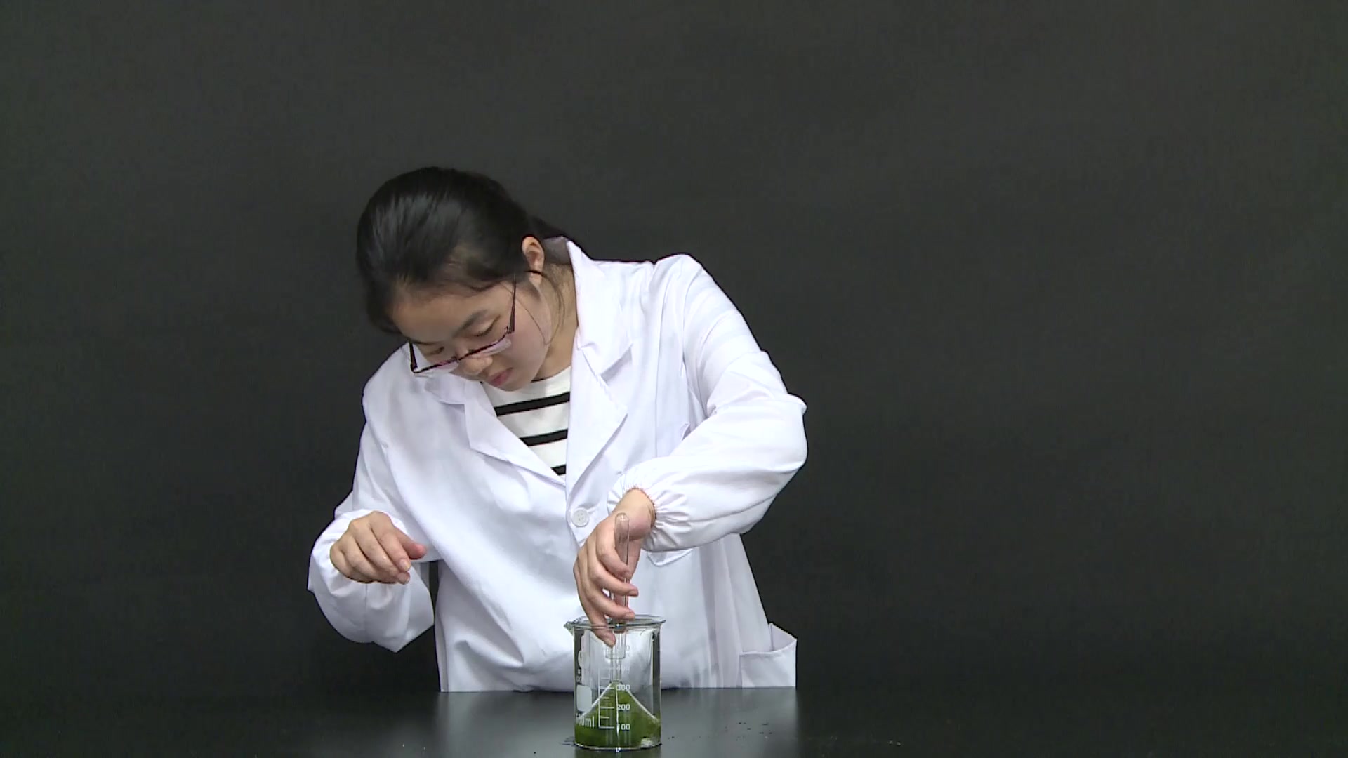 18实验探究十八 绿叶在光下产生氧气