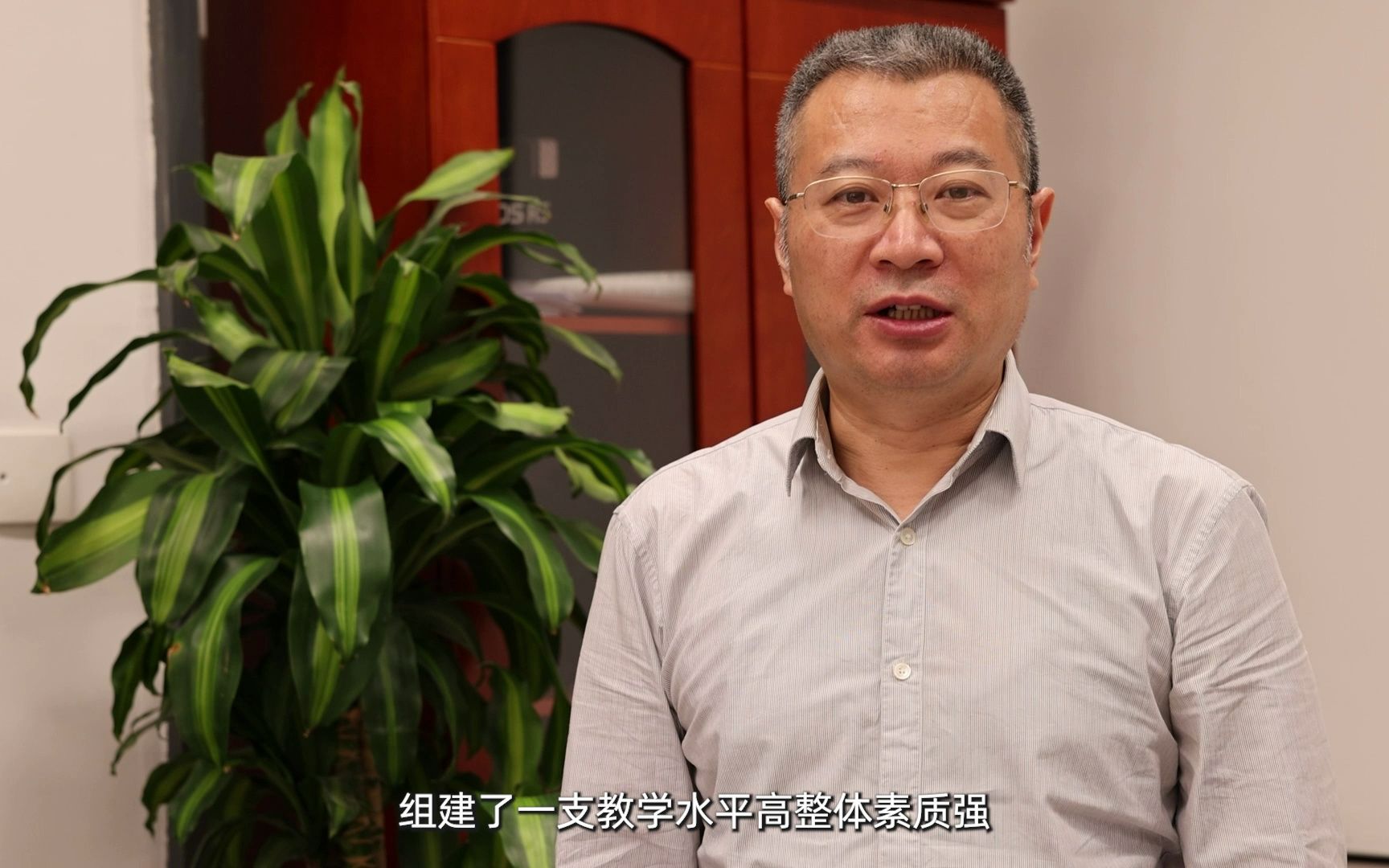 阳台山下“最美的森林高中”,深圳市单体办学规模最大的全寄宿制...