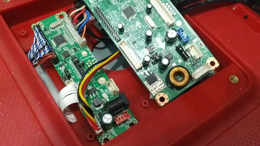 点歌机显示屏开机无显示,检测是驱动板的问题