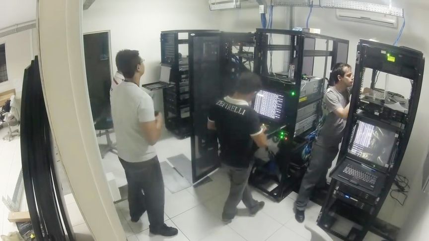 延时拍摄,服务器机房是如何搭建的,长见识了