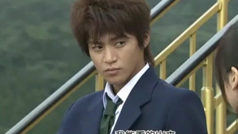 名侦探柯南真人版,工藤新一还是挺帅气的,就是园子磕碜了一点!
