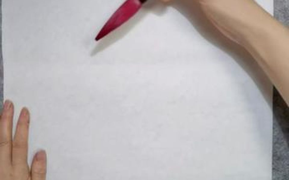 要想画出好看的牡丹花头必须得学会这个连续扣瓣的画法,好学又好看,...