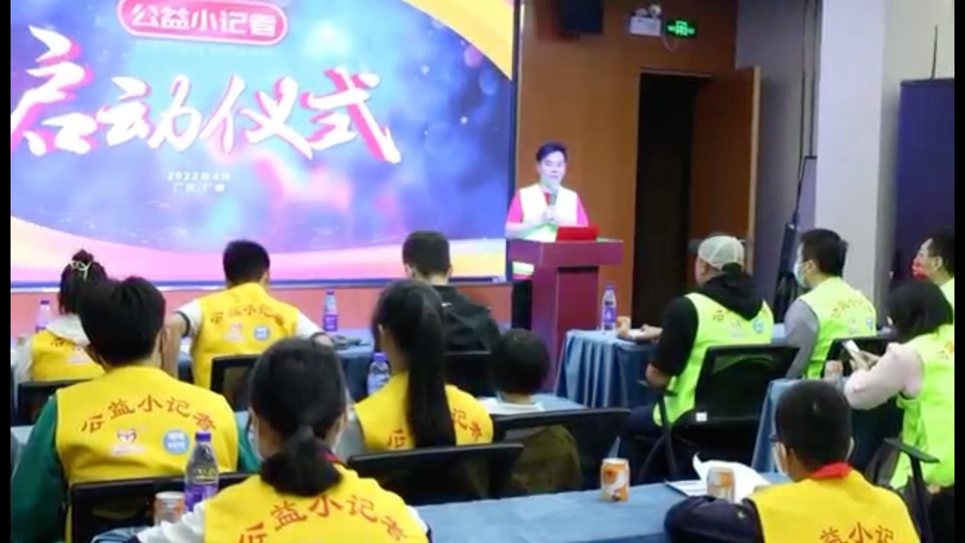 ...持续发展坚持坚守阵地将活动常态化让社会实践活动变得更有意义是...