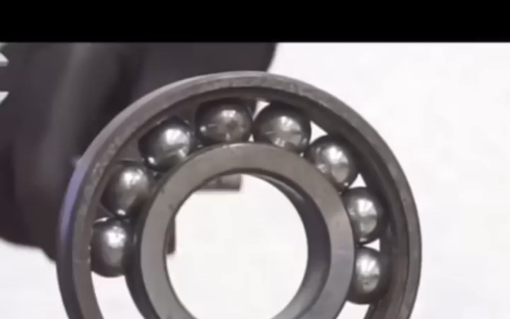 解开多年的疑惑,原来轴承滚珠是这样放进去的
