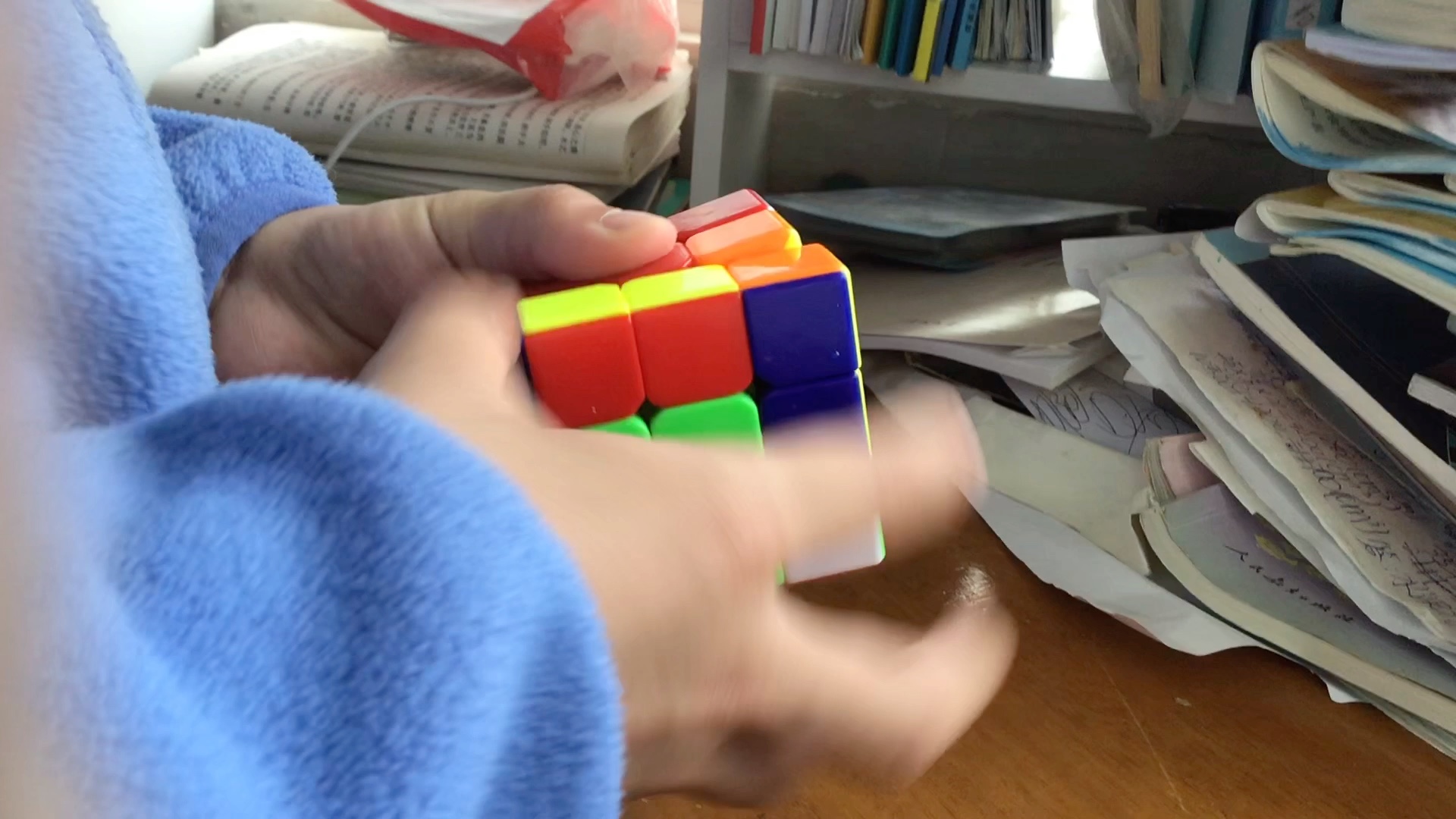 他来了!他来了!魔方复原教程他来了!