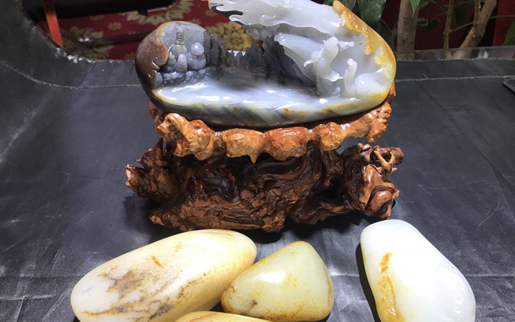 直击:和田玉价格参次不齐,2019年和田玉价格到底多少一克?