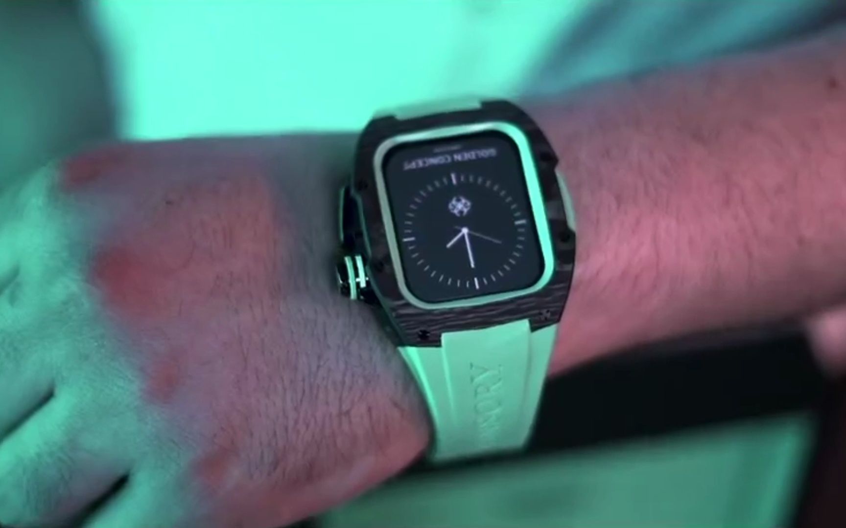 迈莎瑞联名款iWatch表壳