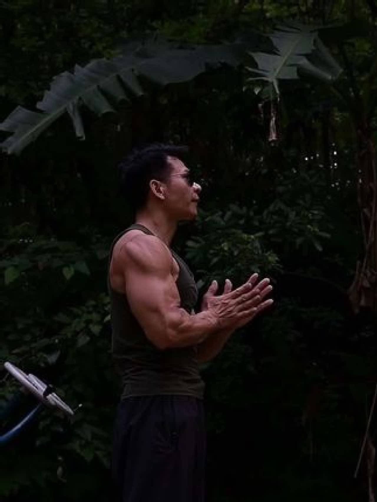 单双杠练习 #健身 #日常训练