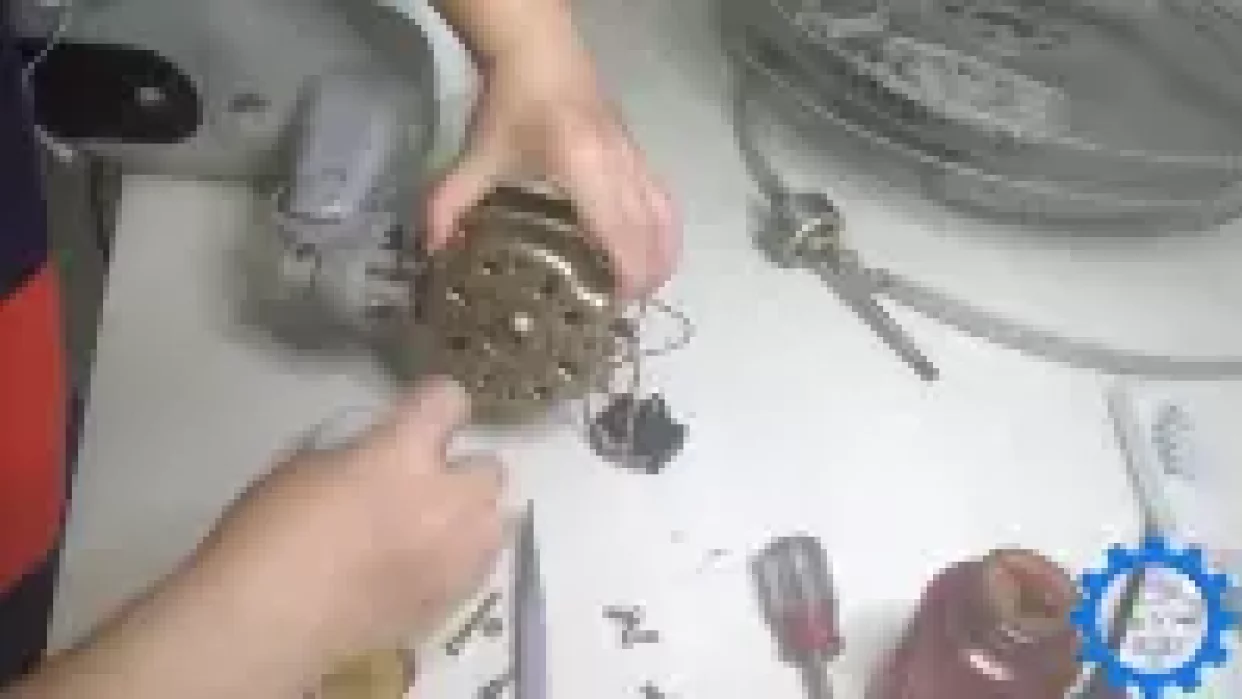 如何给风扇电机轴承注油? 这样注油长久无忧!
