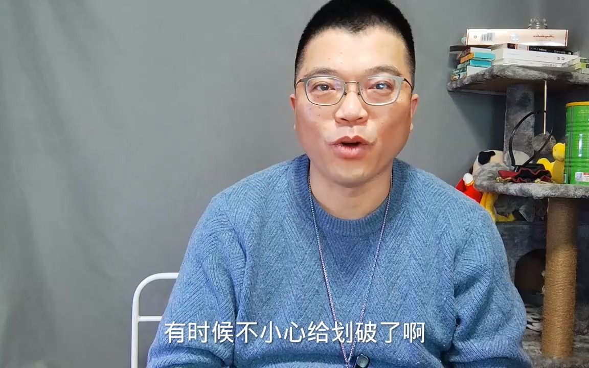 皮鞋划破了别丢掉,只要涂一点蛋清,立马跟新买的一样