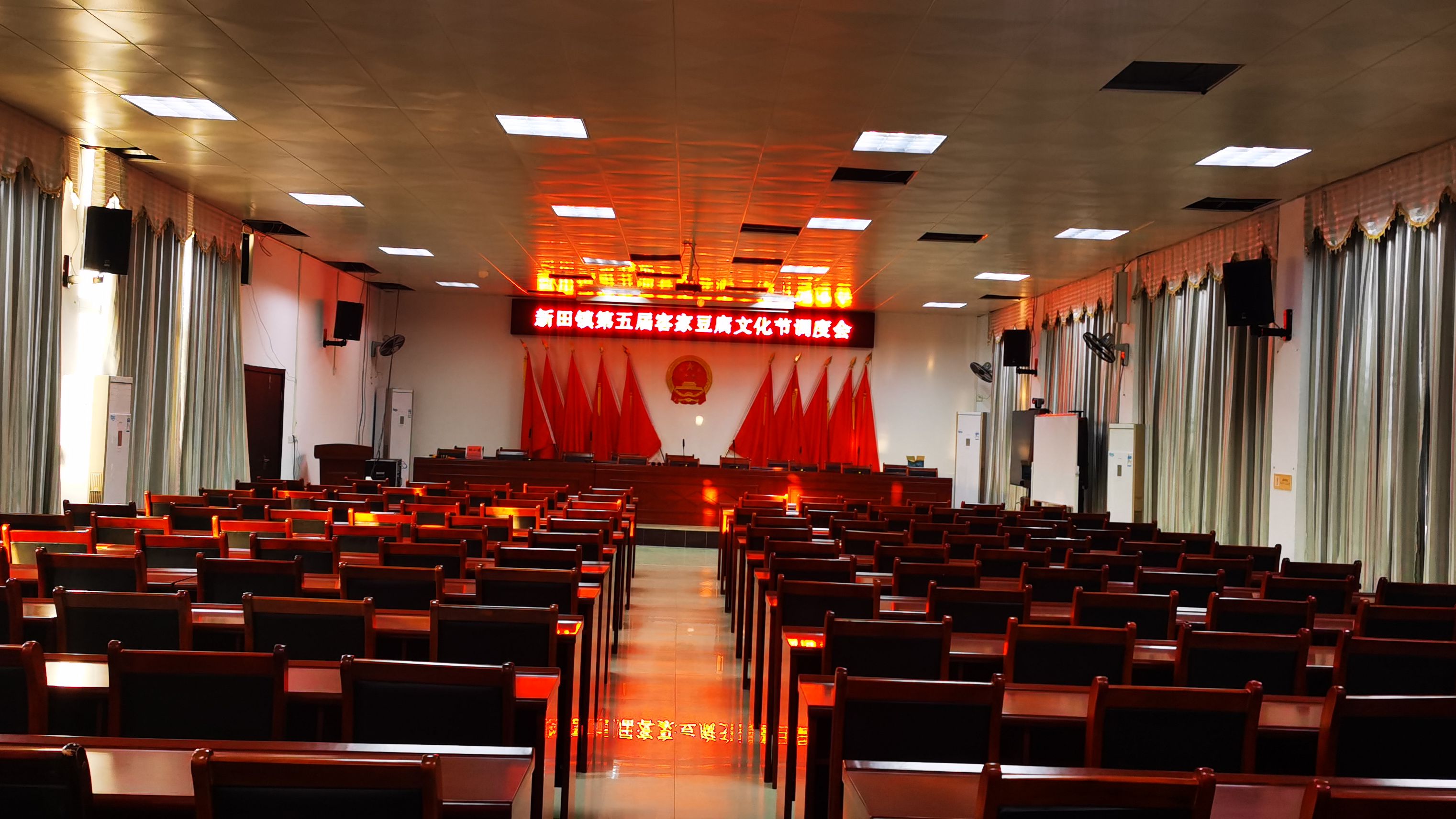 MP系列6.0系统助力江西信丰县某乡镇多功能会议室