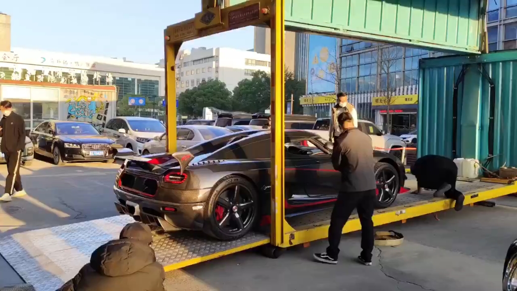 国内唯一一台柯尼塞格Agera RS,真的太帅了