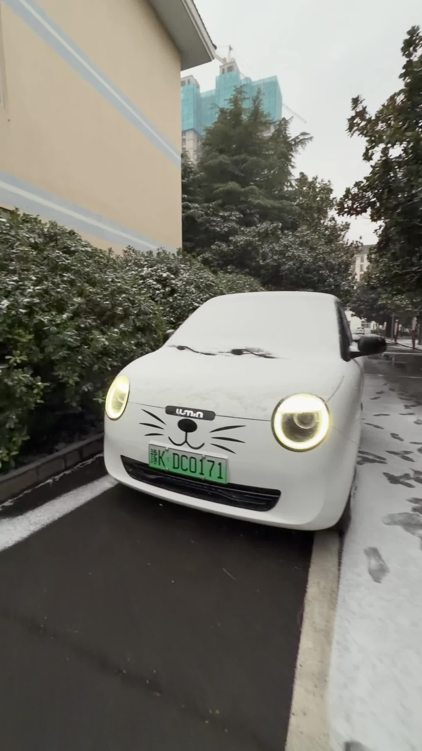 我靠啊 下雪啦❄️冬天来啦ߘ�#长安lumin糯玉米 #创作者中心 #创作...