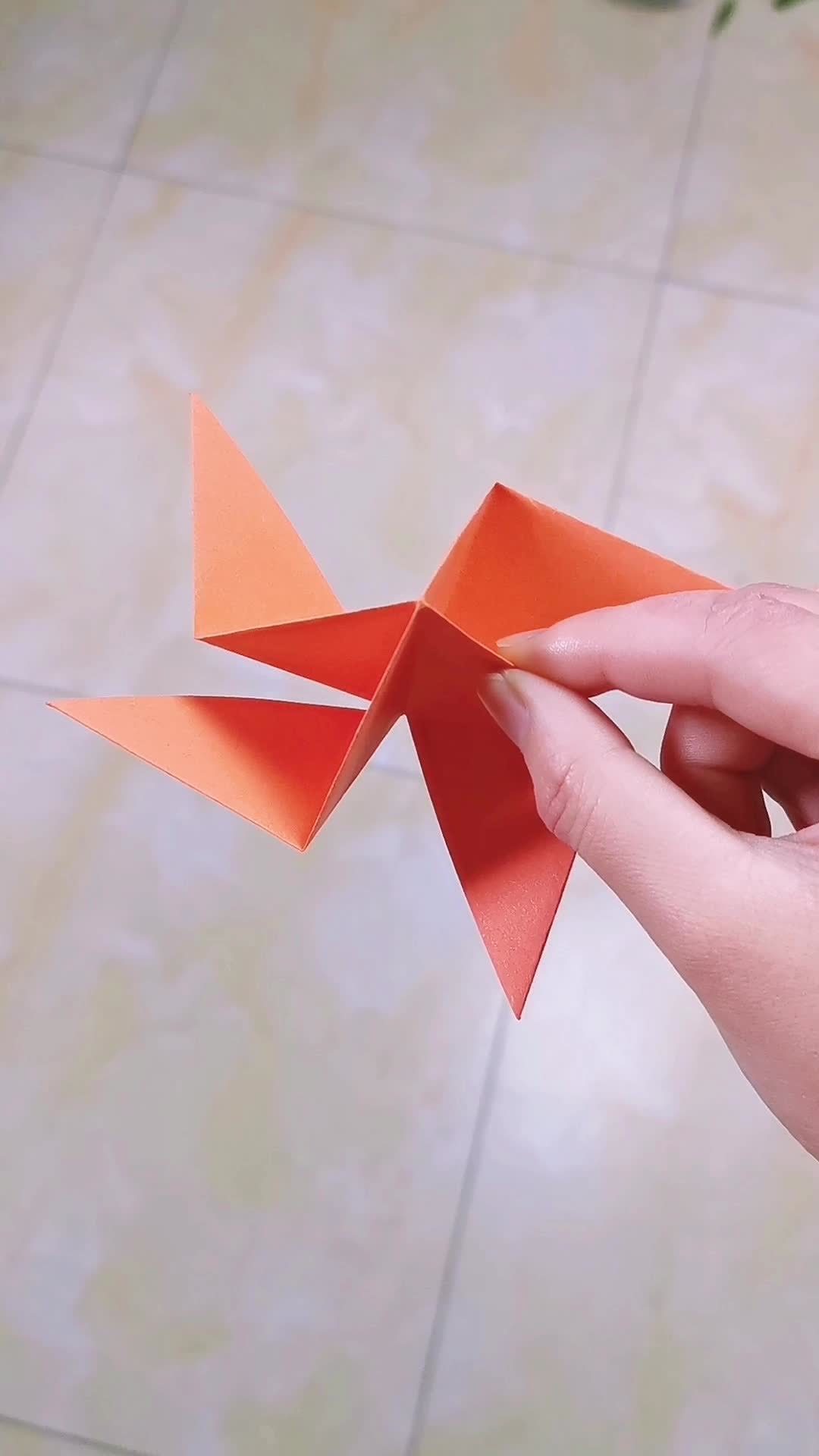 10秒钟教你用一张纸做个好玩的,一学就会