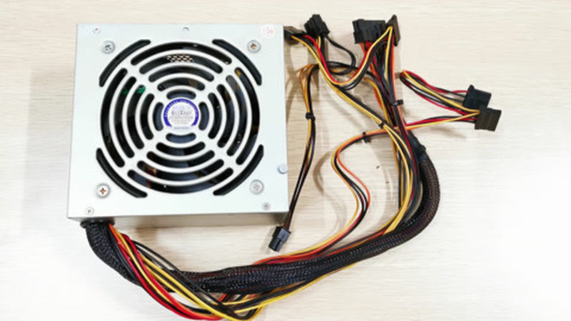 电脑电源怎么接主板如何连接CPU,显卡和硬盘自己学会不求人