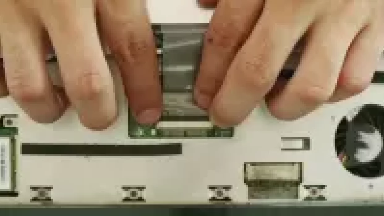 ASUS华硕a43s A42J笔记本更换内置键盘