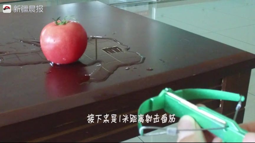 牙签弩火爆学生圈,乌鲁木齐小店店主藏起悄悄卖!亲测可射穿9张纸