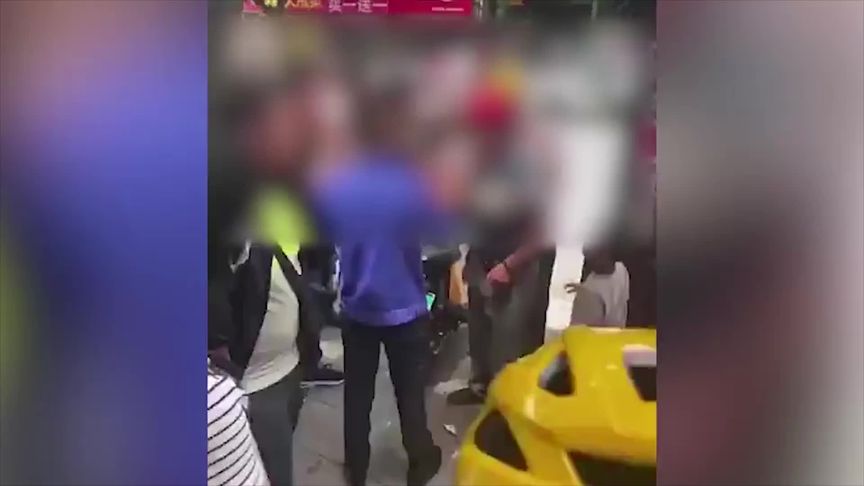 江华县回应城管与群众发生肢体冲突:非本地城管队员 警方已介入