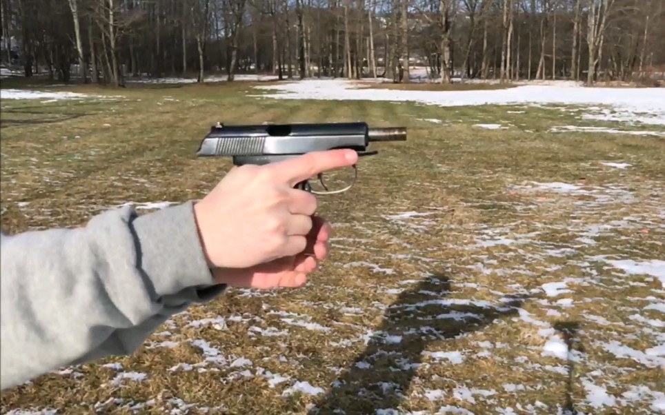 来看看俄罗斯被称为“校官手枪”的russian makarov(马卡洛夫)PM手枪!