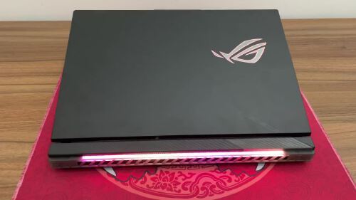 华硕枪神74080升级内存硬盘教程