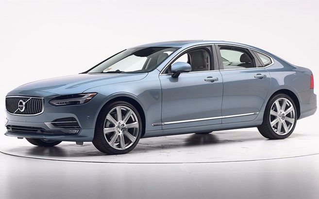 2017款 沃尔沃 S90 美国公路安全保险协会碰撞测试 25%正面偏置...