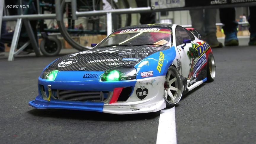 大RC比例模型漂移车丰田超载细节和漂移性能!