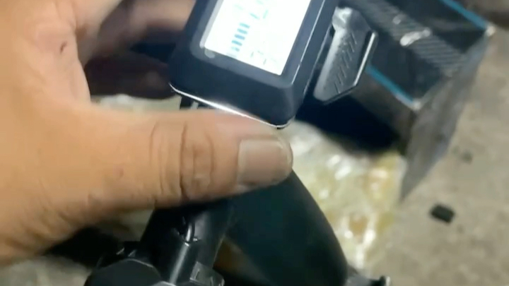 电动滑板车维修不开机,进水淋雨失控,开机不加速,电机堵转卡死等故障...