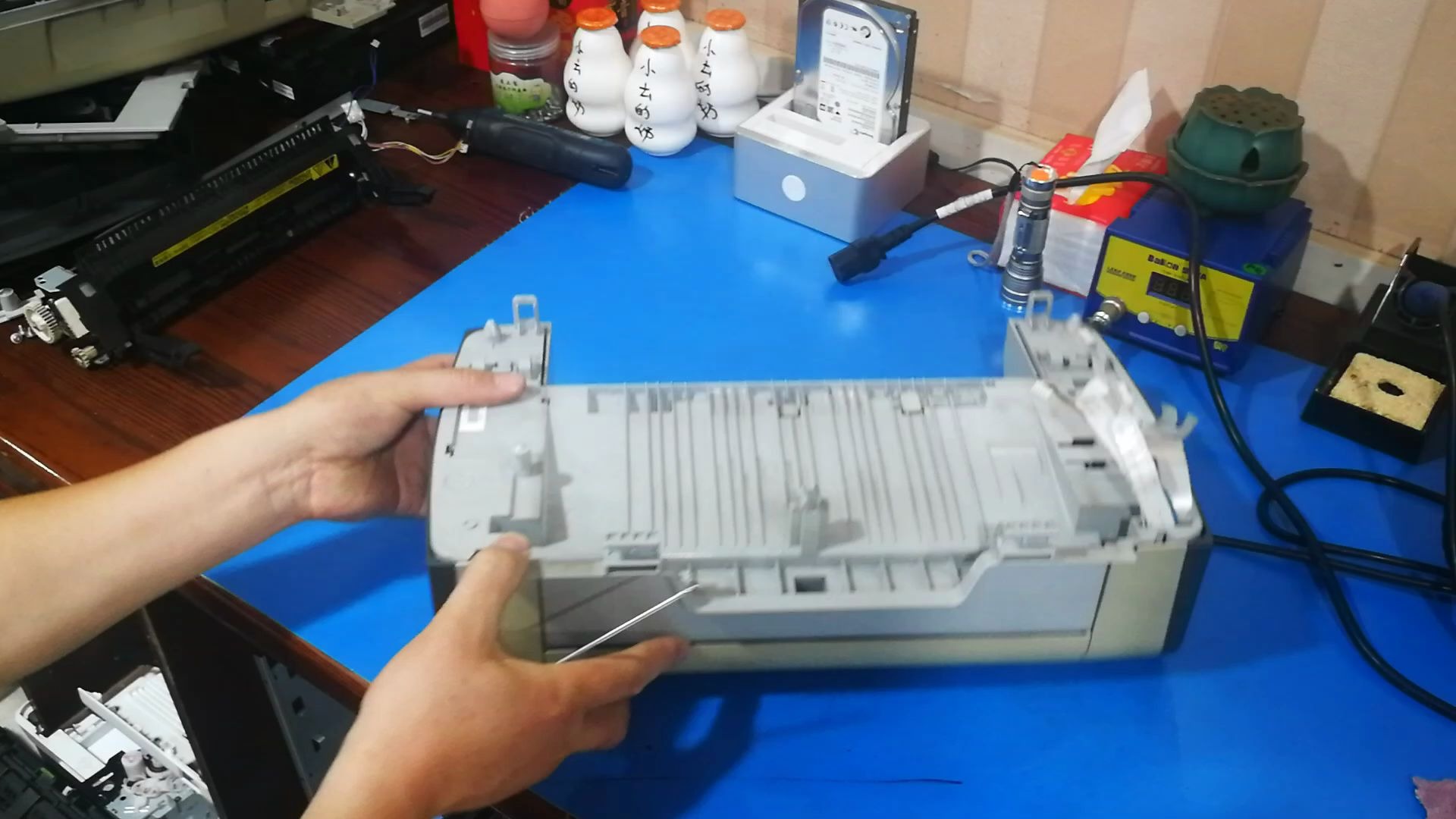 惠普3050一体机稿台搓纸轮更换步骤