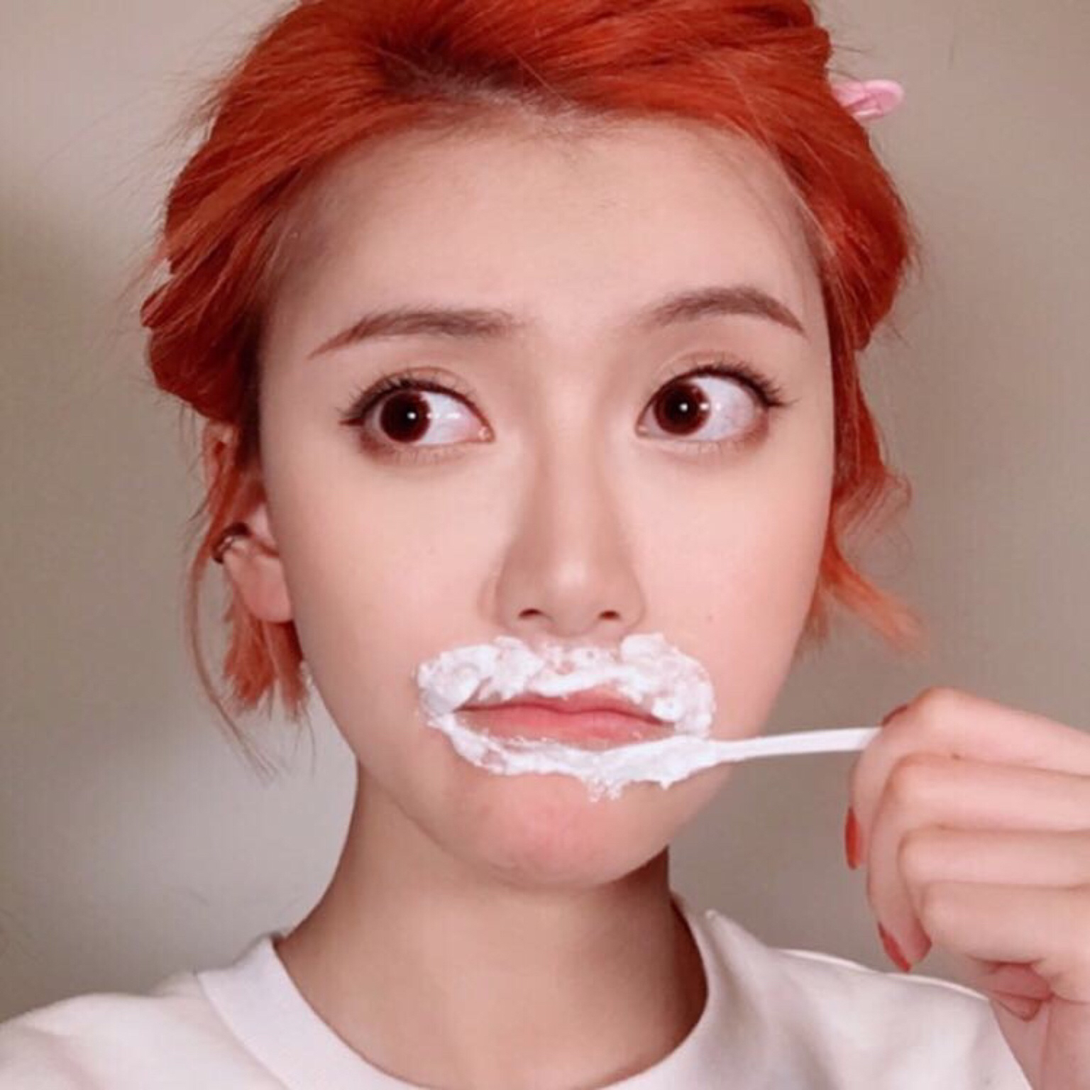 彭特务 