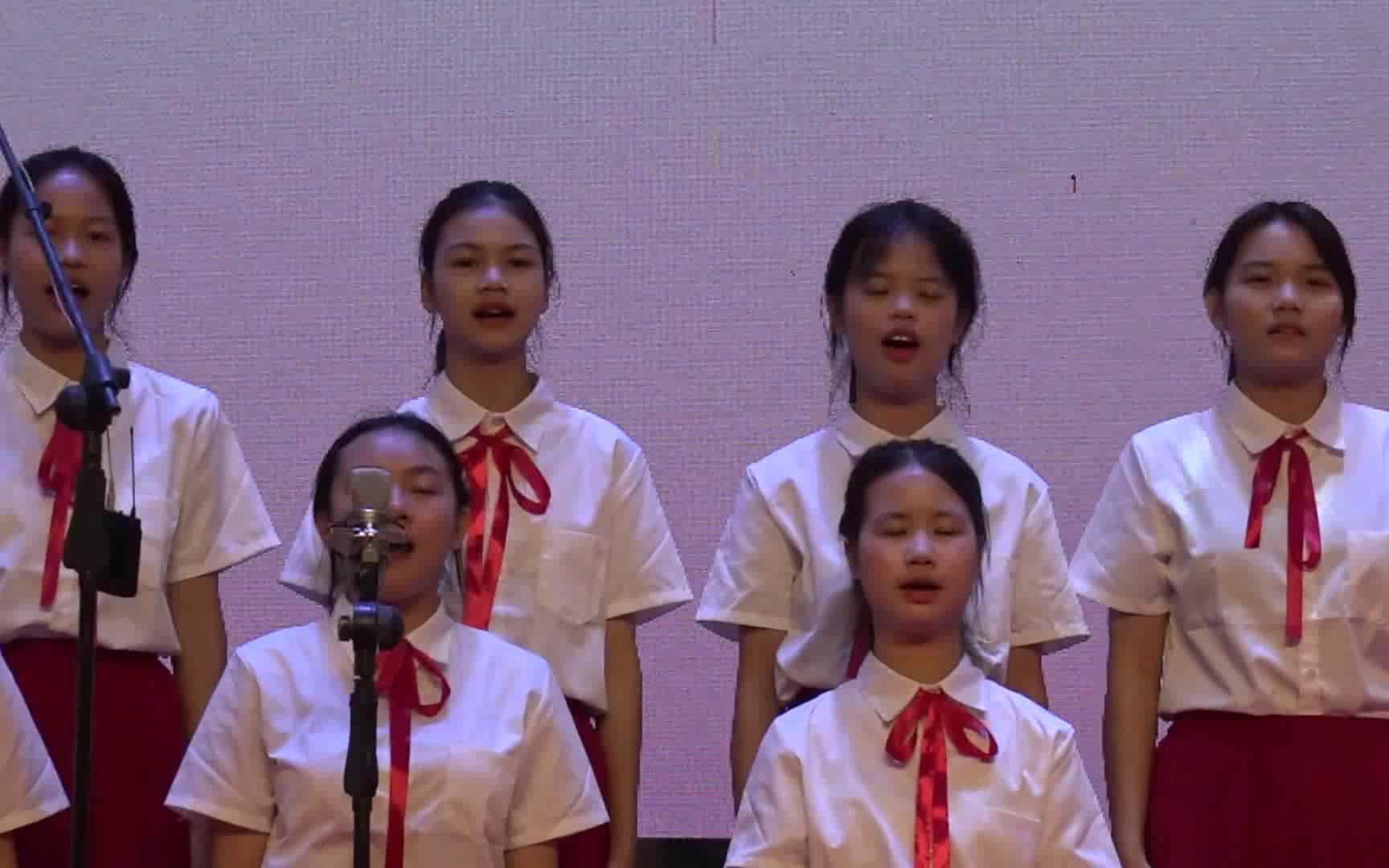 14小组唱《萱草花》甘圩镇中心学校(隆老师音响摄像)