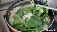 金针菇菠菜汤: 私房菜的做法, 口味营养都不缺!