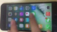 苹果6plus屏幕失灵跳屏