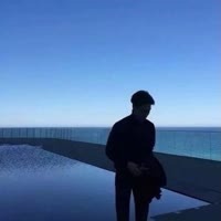龙先生看世界