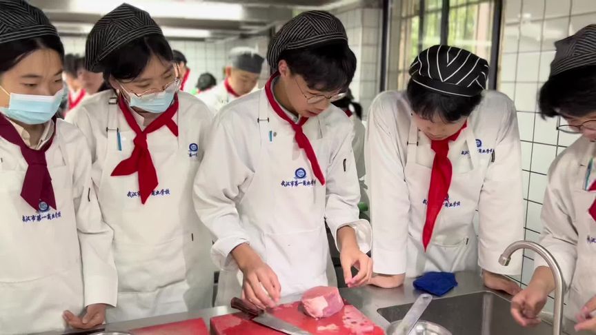 #武汉市第一商业学校 #以梦为马不负韶华