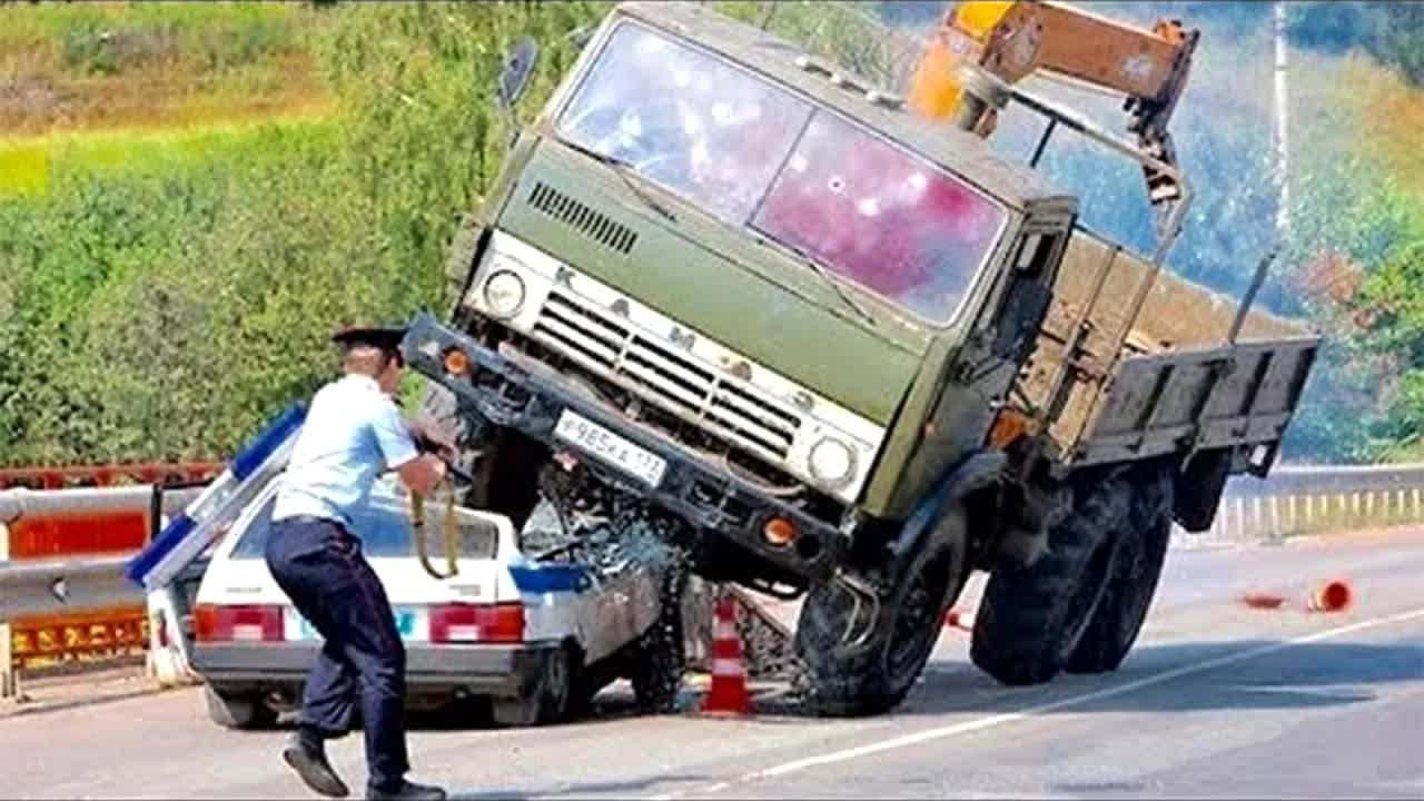 惨烈车祸合集-交通事故警示录2024#65