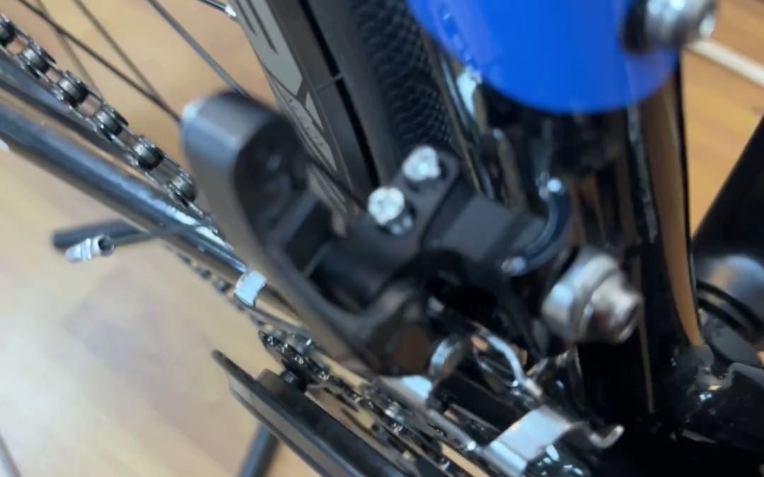 公路车前拨重装变速线和定位螺丝调整,禧玛诺R2000