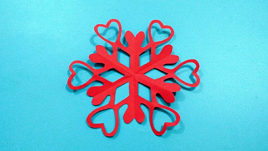 很简单的心形窗花“简单剪几刀,就好了”手工剪纸视频教程