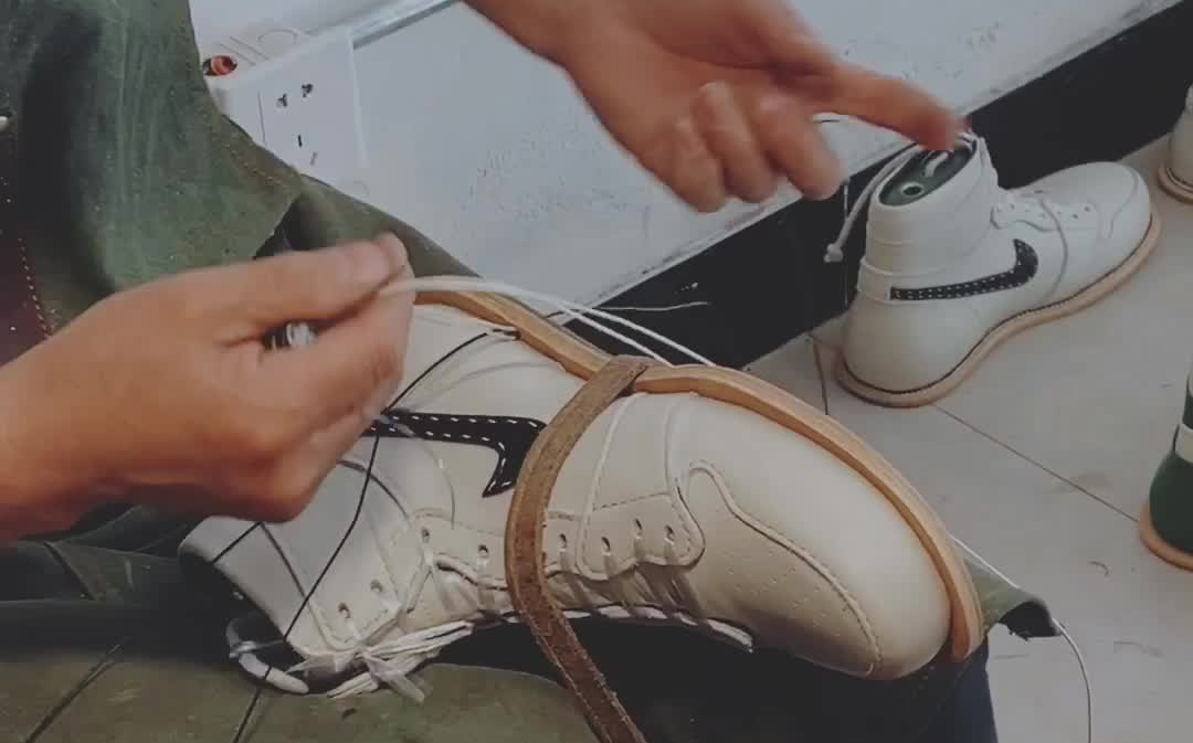 WinLau客制球鞋(中国传统手工制鞋工艺与现代流行客制球鞋文化的碰撞)