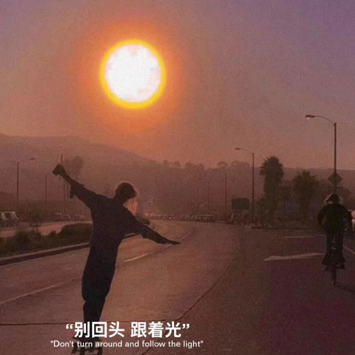 备课的历史老师 