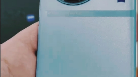#vivo x90系列# 这个不是素皮材质,AG磨砂玻璃工艺,好丝滑