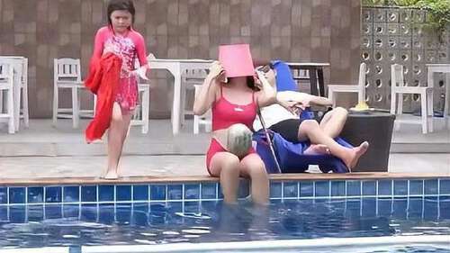 痒痒粉大作战!小女孩智斗恶毒后妈,结局让人意想不到!