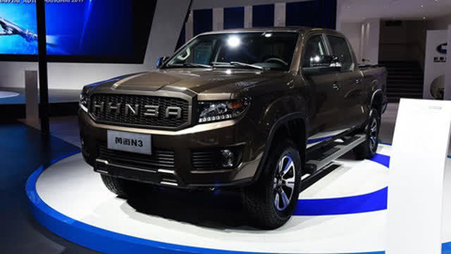 福特猛禽价格太高?来看看这款国产皮卡,5米6车身,.